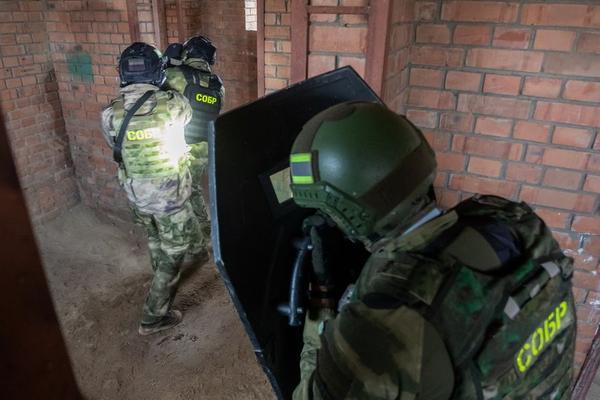 俄联邦国民警卫队的双刃—OMOH与СОБР - 知乎