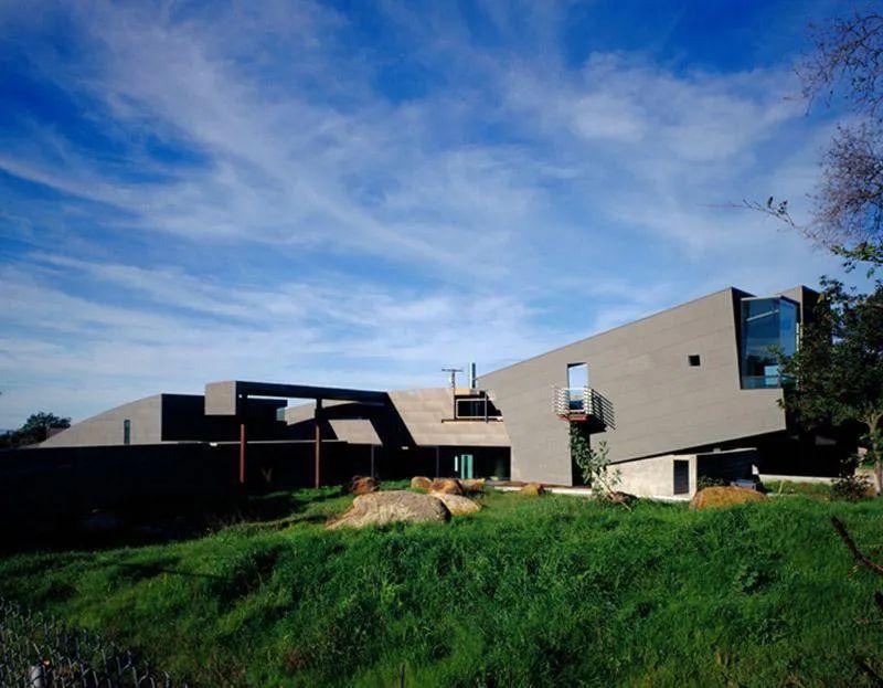 Thom Mayne 汤姆·梅恩｜【极速100x10】100个设计师的1000个项目【016】 - 知乎