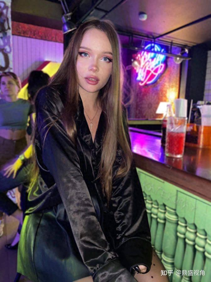 我负责美，你负责看之欧美女艺人，凯特·库雷（Kate Kuray） - 知乎