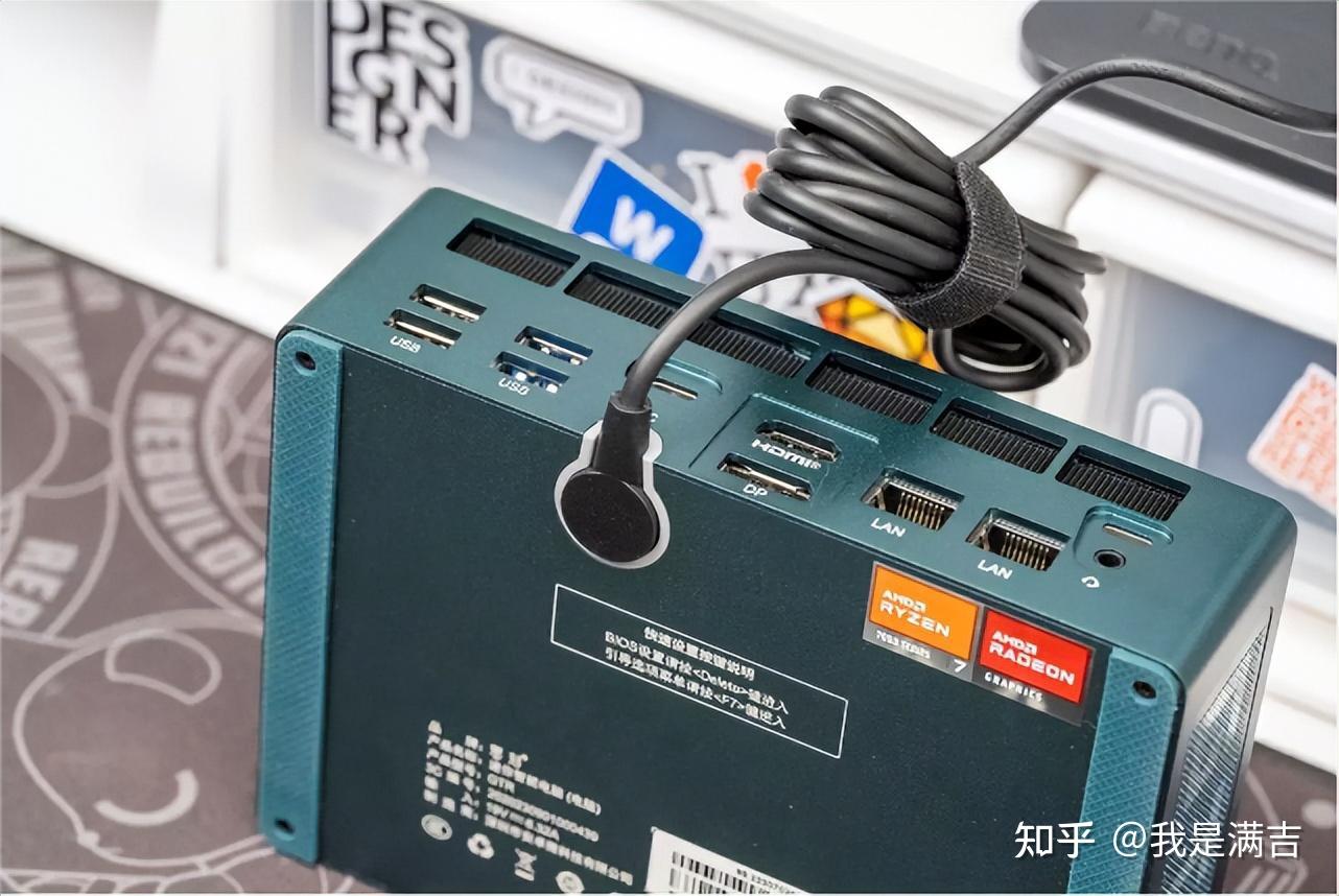 迷你主机装上墙，零刻GTR 7另类玩法，7840 HS性能卓越 - 知乎