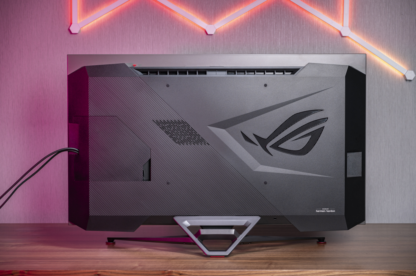 视觉与体验的双重升级：ROG巨擎42 OLED带您尽享高刷3A游戏大作 - 知乎