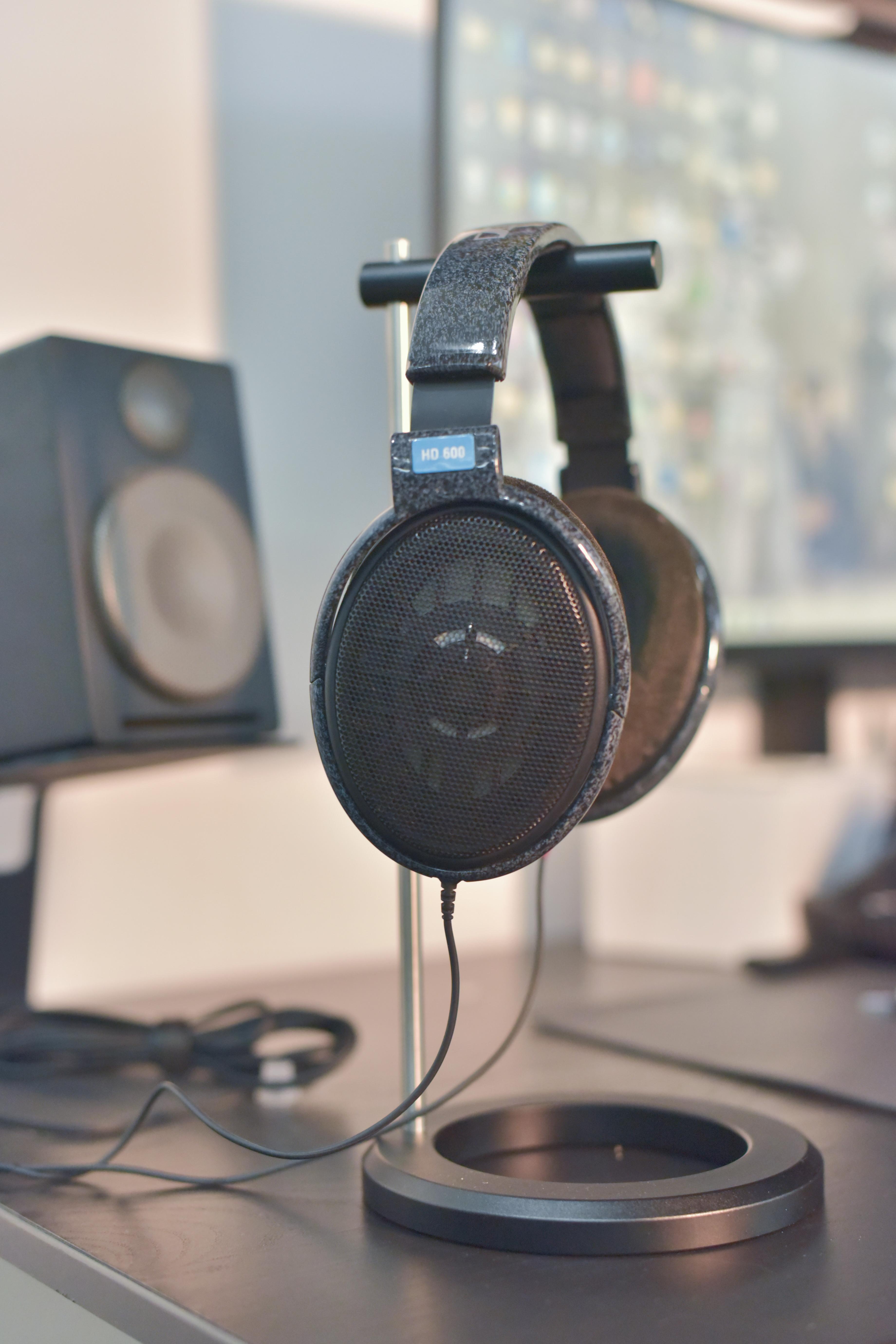 专业(Pro)的，普罗的—— Cella audio Balans V头戴式使用报告及一些杂谈 - 知乎