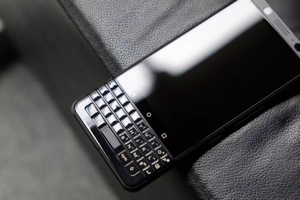 黑莓 KEYone 体验：皮囊外还有什么？ - 知乎