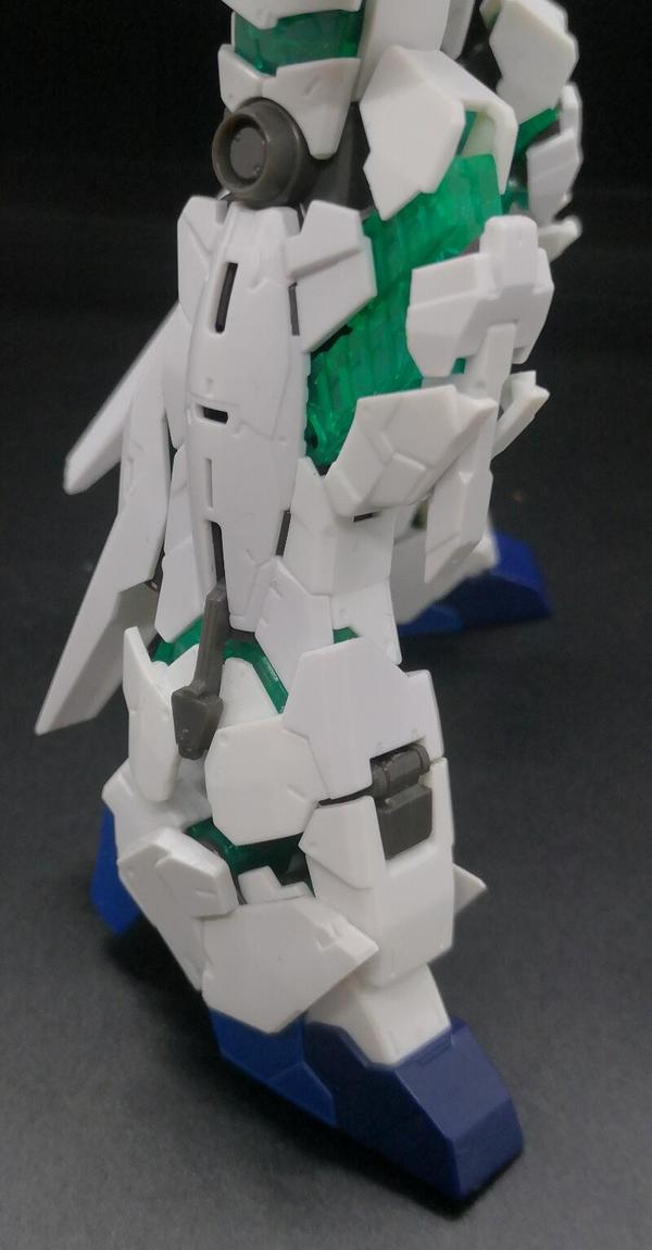 万代RG 机动战士高达UC RX-0 全装甲独角兽高达 - 知乎