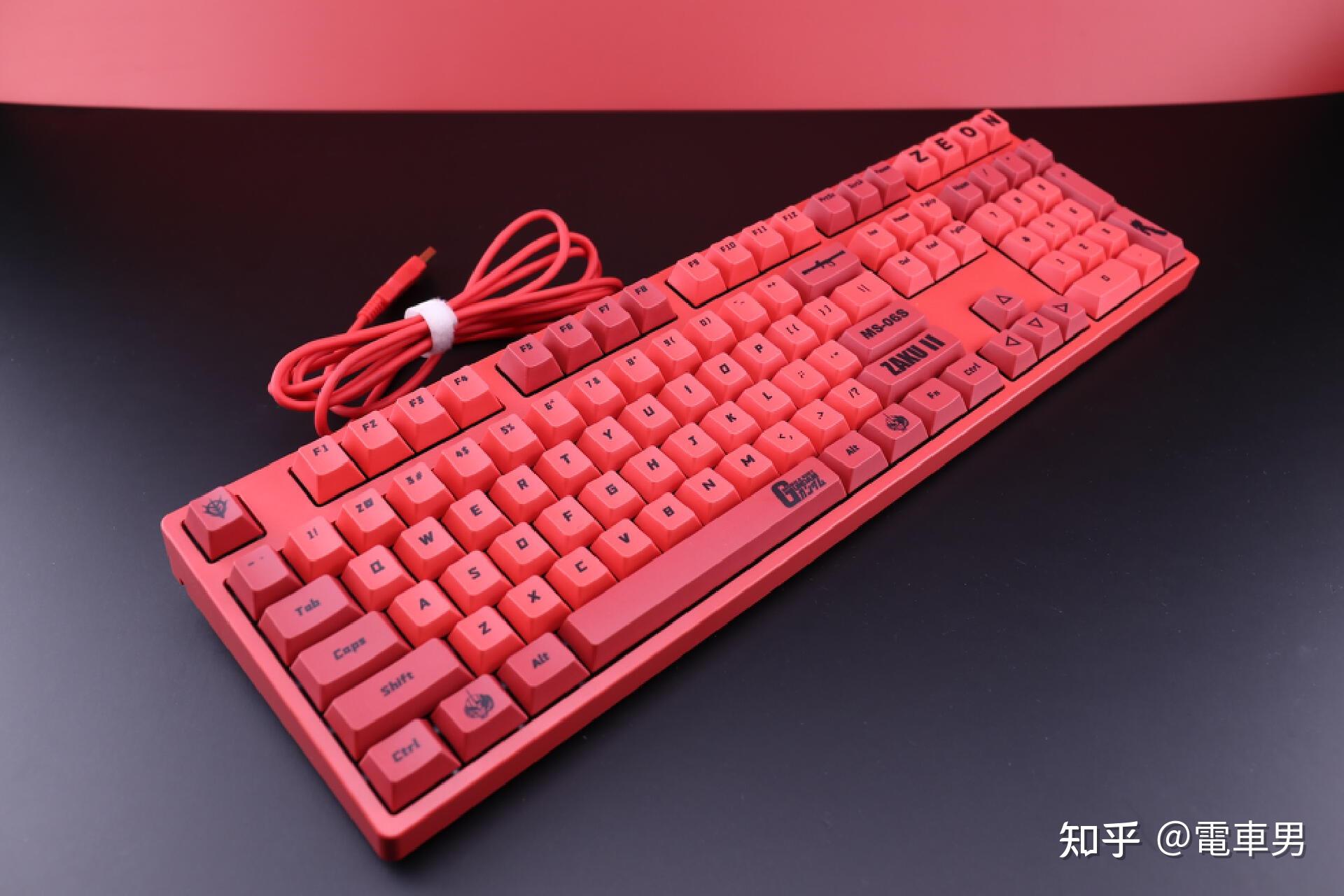 高达粉丝电脑桌前的一抹红 - 知乎