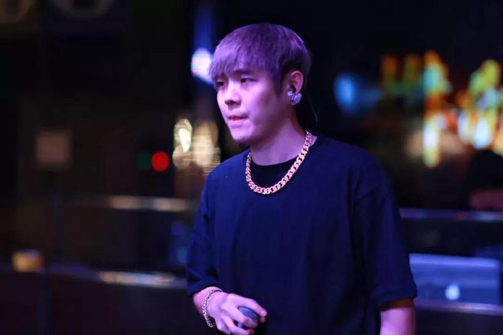 离谱！PGOne当年DISS辉子的歌，居然被辉子自己唱了！ - 知乎