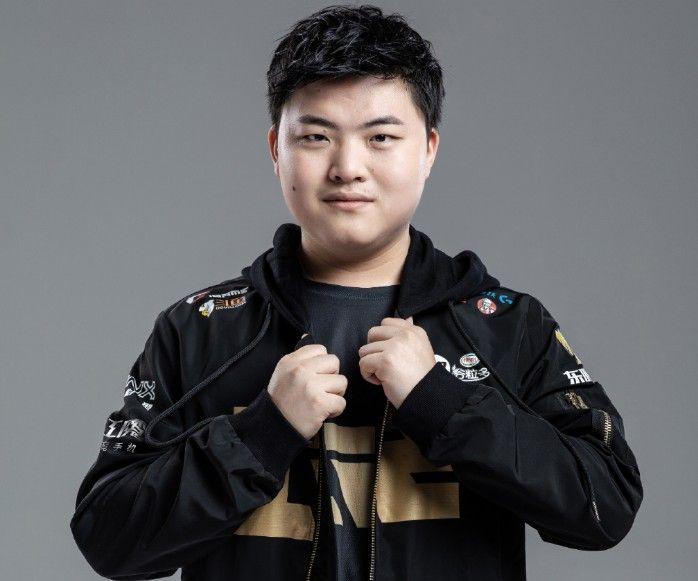 LOL选手价值排行榜：Uzi身价第一，TheShy新闻指数最爆表 - 知乎