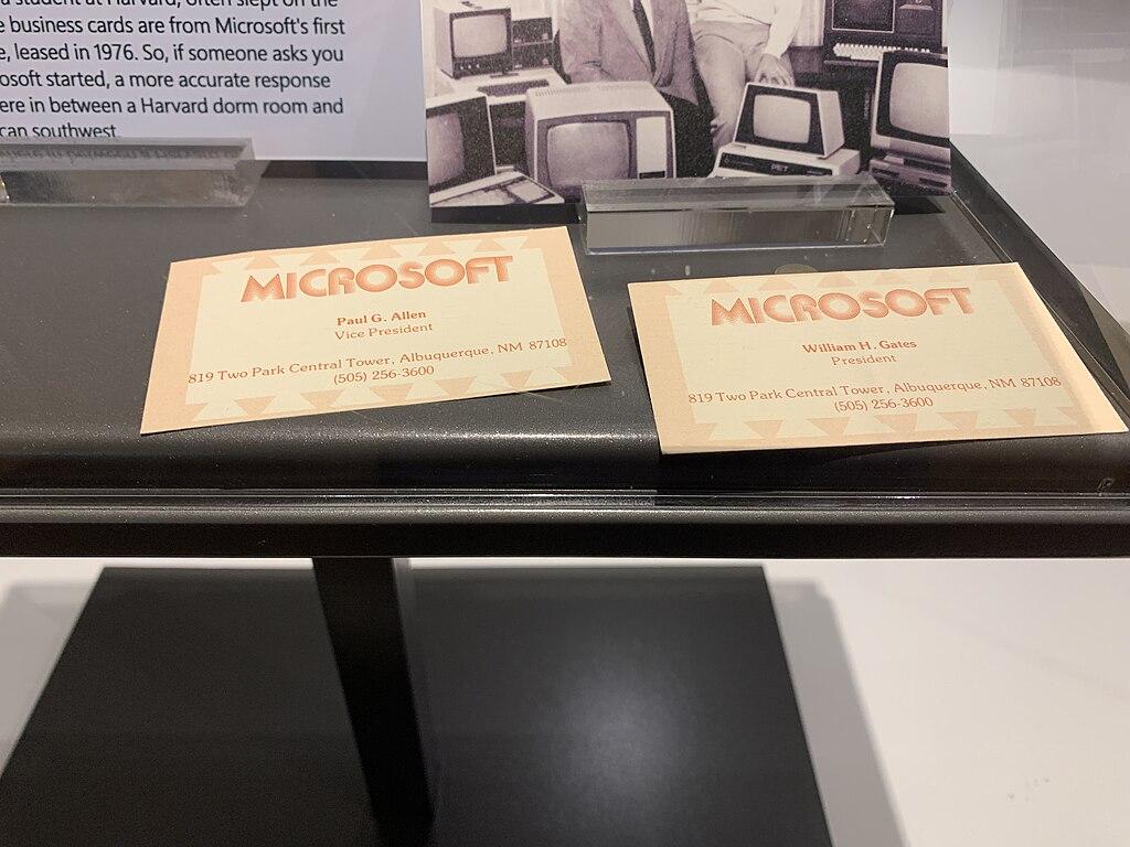 微软 / Microsoft（第一部分：概述、历史）- 中英文维基百科词条，由辽观搬运、翻译、整合 - 知乎