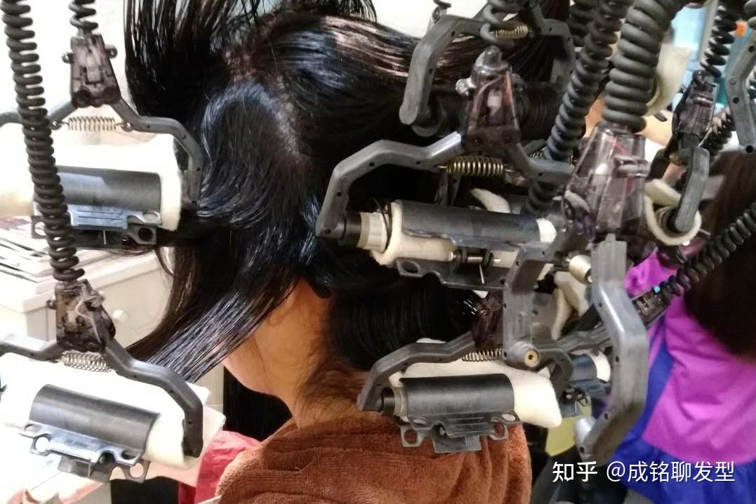烫头发有什么危害？这四个细节了解一下，让你烫发再无后顾之忧 - 知乎