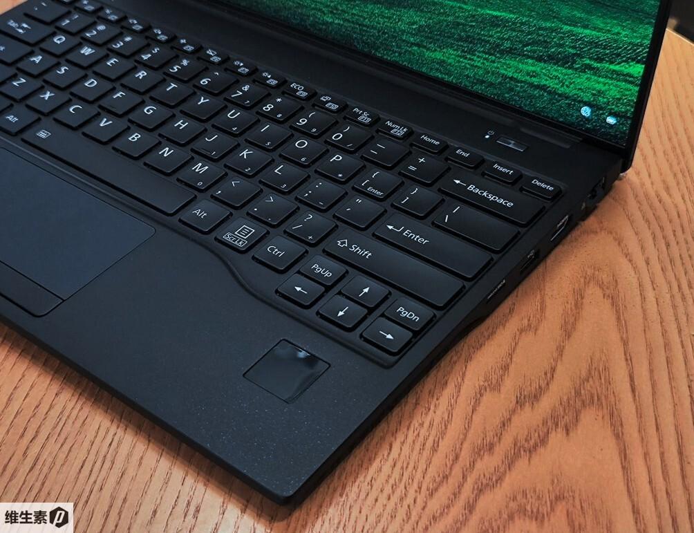 【维P测评】富士通 FUJITSU LIFEBOOK U94A - 力量敏捷战将 超轻量的高性能商务实用派 - 知乎