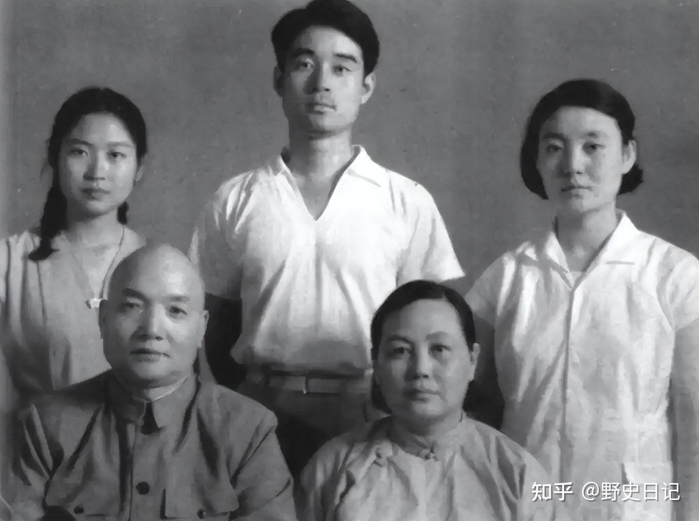 李敏结婚当天，孔从洲留光头出席，毛主席一眼认出：亲家公你好啊 - 知乎