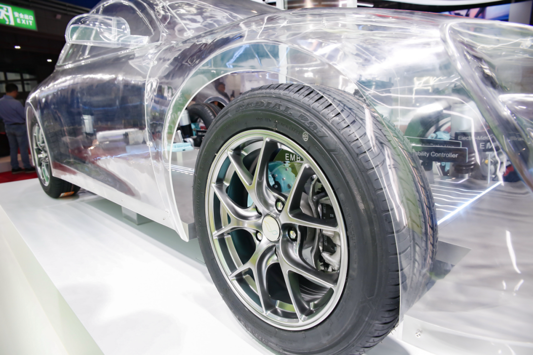 率先实现One-box量产后，这家厂商重磅发布智能底盘“三步走”战略 - 知乎