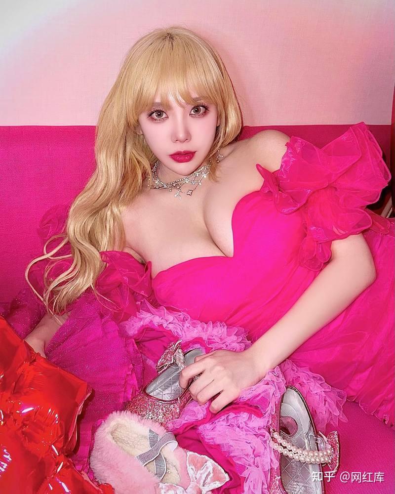 70万粉丝见证！Queen Dami 不仅颜值高，舞技也一流！ - 知乎