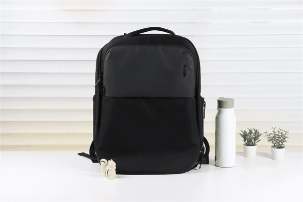 Incase ARC DayPack双肩包，科技与美学的完美结合 - 知乎