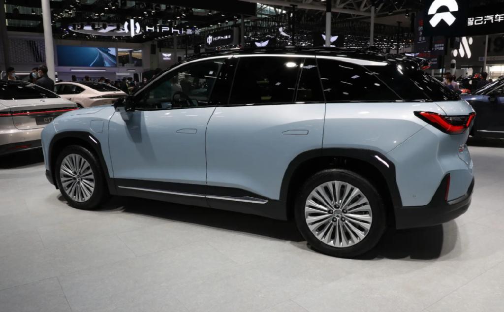 手握40万预算想买电车，全新蔚来ES6对比智己LS7，谁是你的菜？ - 知乎