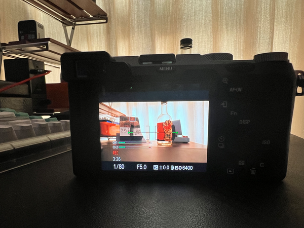 2024年索尼FZ100电池及充电器横评测试——适用于索尼微单a7m3/a7m4/a7c/a7c2/a7s3/a7r3/a7r4等 - 知乎