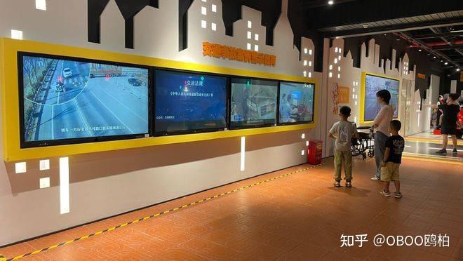 OBOO鸥柏丨满天星(MTSTAR)信息发布系统，广告机信息管理终端 - 知乎