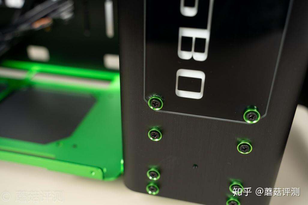 爱她，就给她装一台原谅色主体的电脑！乔思伯MOD1-MINI ITX机箱 评测 - 知乎