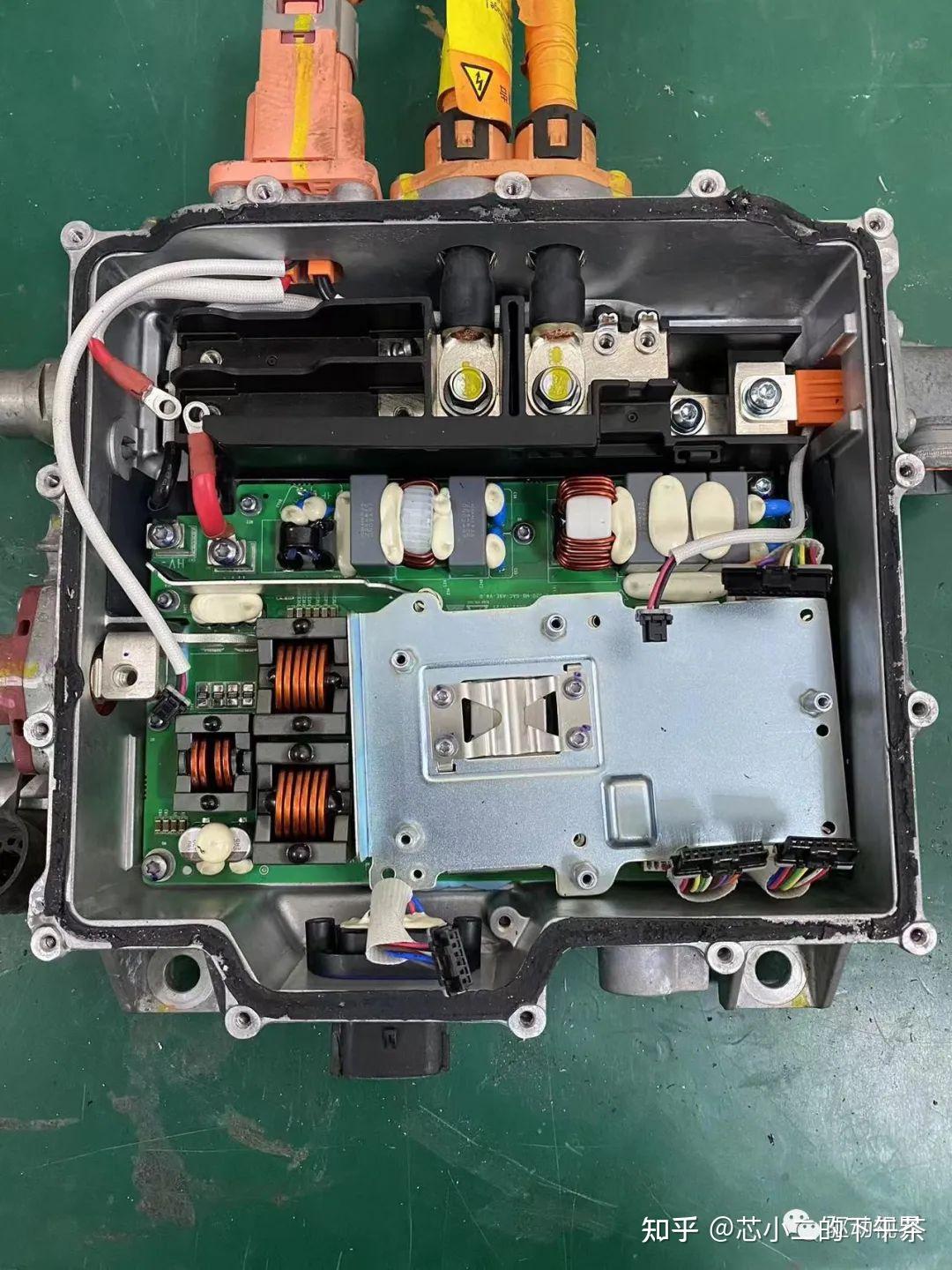 新能源汽车DC/DC变换器及实物拆机图 - 知乎