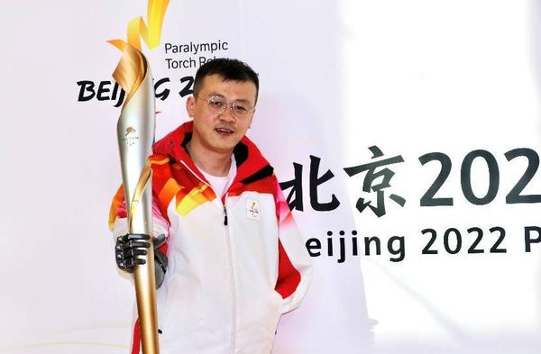 纪录片《行进中的中国》|BrainCo强脑科技正在用科技改变生活 - 知乎