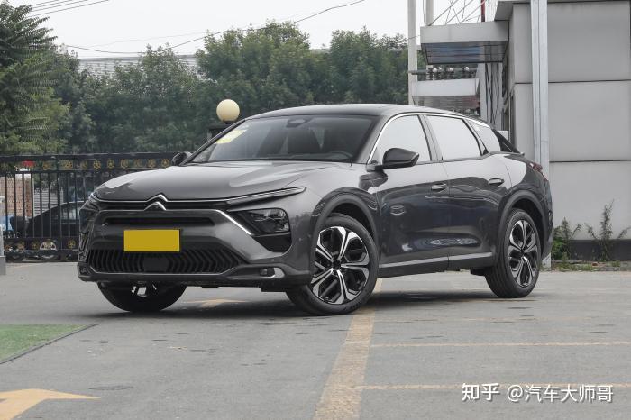 雪铁龙凡尔赛C5X：售14.37万起，油耗不到6L，值不值得购买？ - 知乎