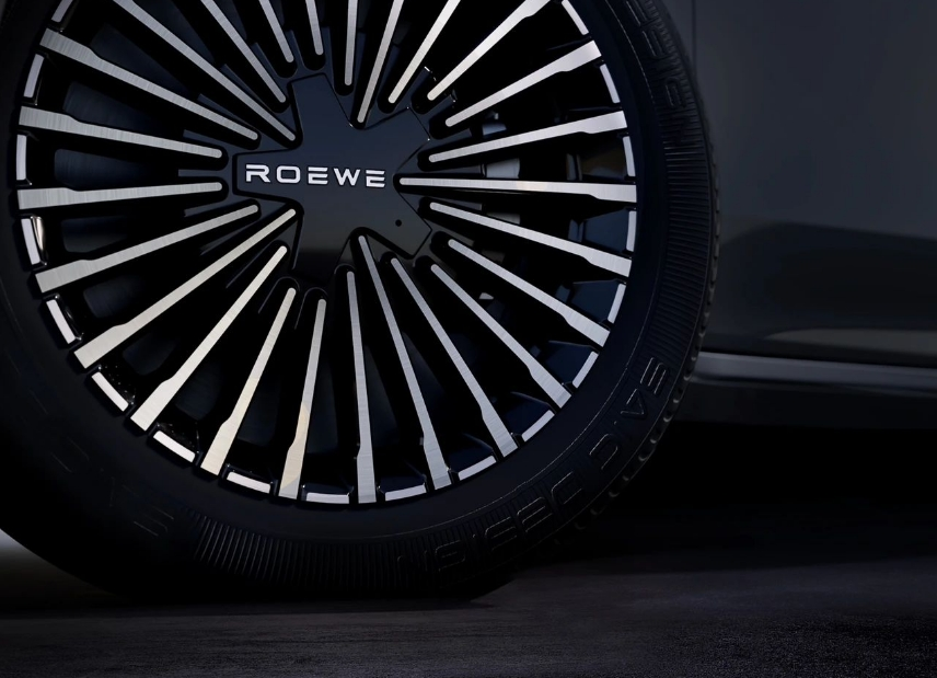 荣威M7 DMH官图曝光：车长近5米，“劳味”很足？ - 知乎