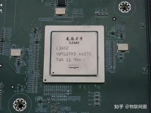 中国“芯片之母 ”黄令仪：82岁成功研制“龙芯”，打破美国垄断 - 知乎