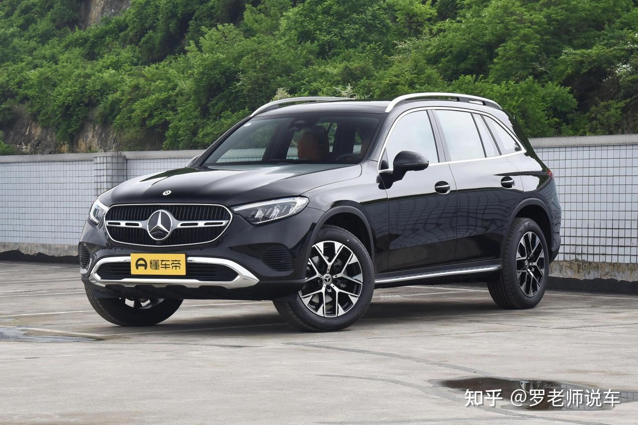 40万买一台让全家人都满意的家庭SUV，凯迪拉克XT6、福特探险者和奔驰GLC该怎么选？ - 知乎