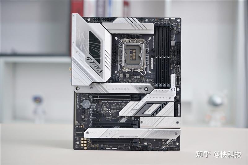 高颜值下更有非凡实力！ROG STRIX Z790-A GAMING WIFI D4吹雪主板评测：AI加持 13900KS轻松冲上6.2GHz ...