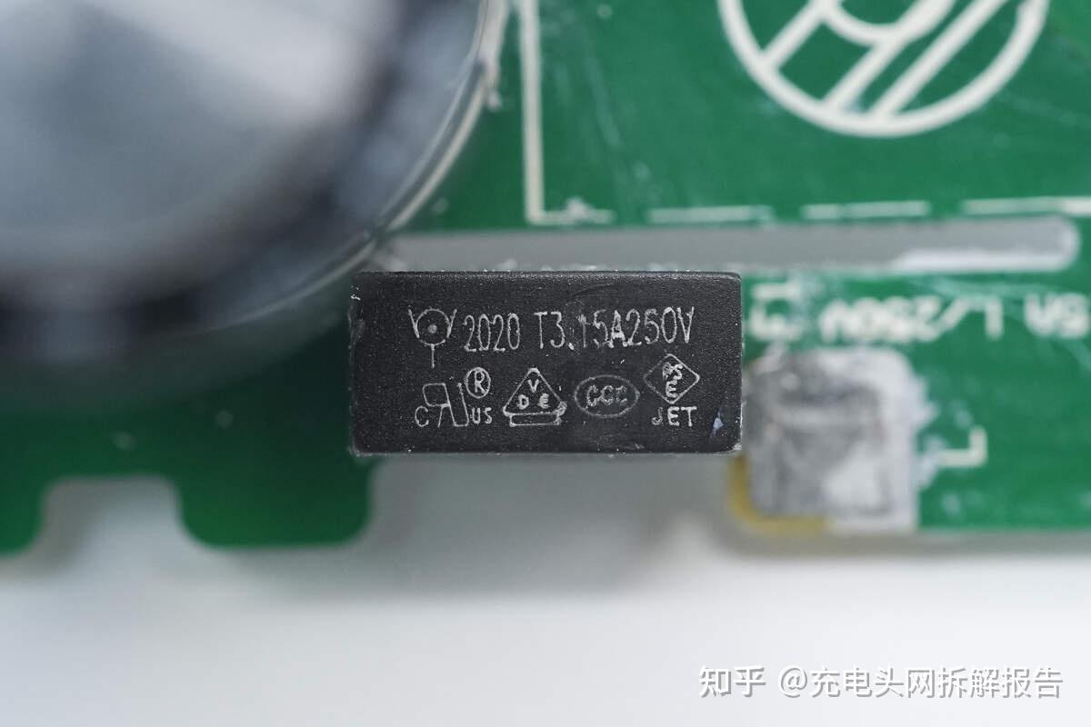 拆解报告：Nintendo任天堂Switch 2原装60W PD快充充电器（港版） - 知乎