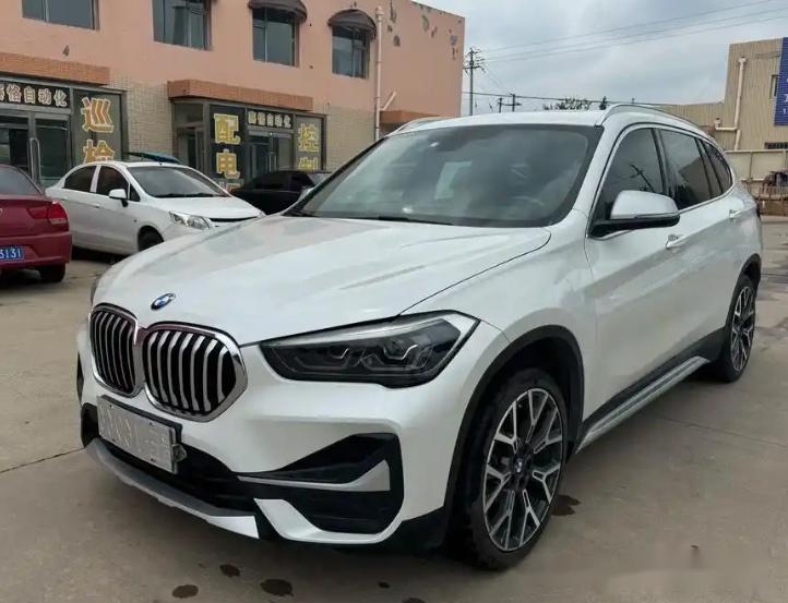 宝马X1怎么买才不踩坑？1.5T三缸劝退，2.0T闭眼入手更香！ - 知乎