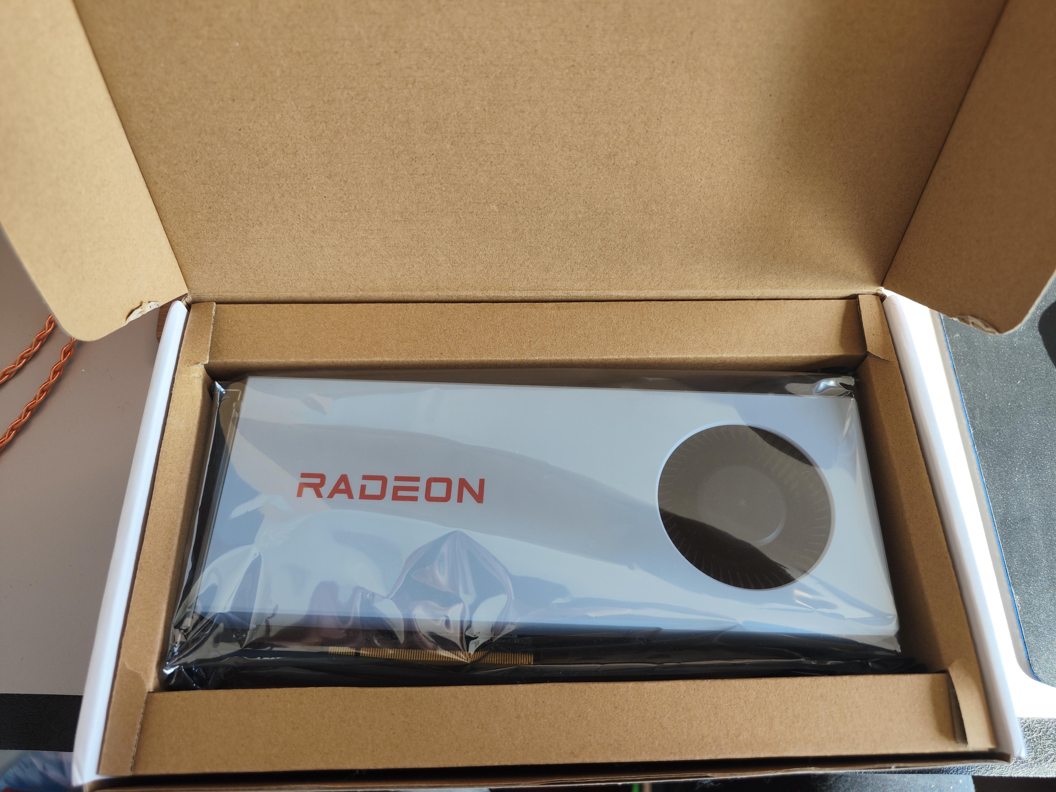 800多块的纯白RX5700XT，颜值爆表的翻新矿卡，买前还是三思... - 知乎