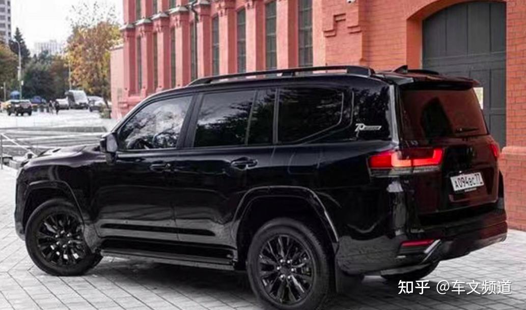 海外实拍全新兰德酷路泽，或搭3.5T V6混动系统，国内80万元起售？ - 知乎