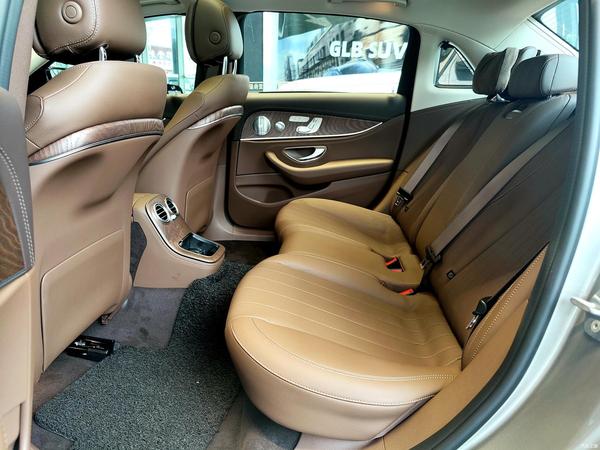 中期改款后谁更强？宝马530Li对比奔驰E300L - 知乎