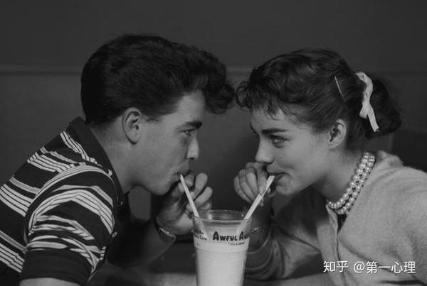 两对夫妻寻求刺激酒后 换妻”,相互发生性关系丨人性与道德 知乎
