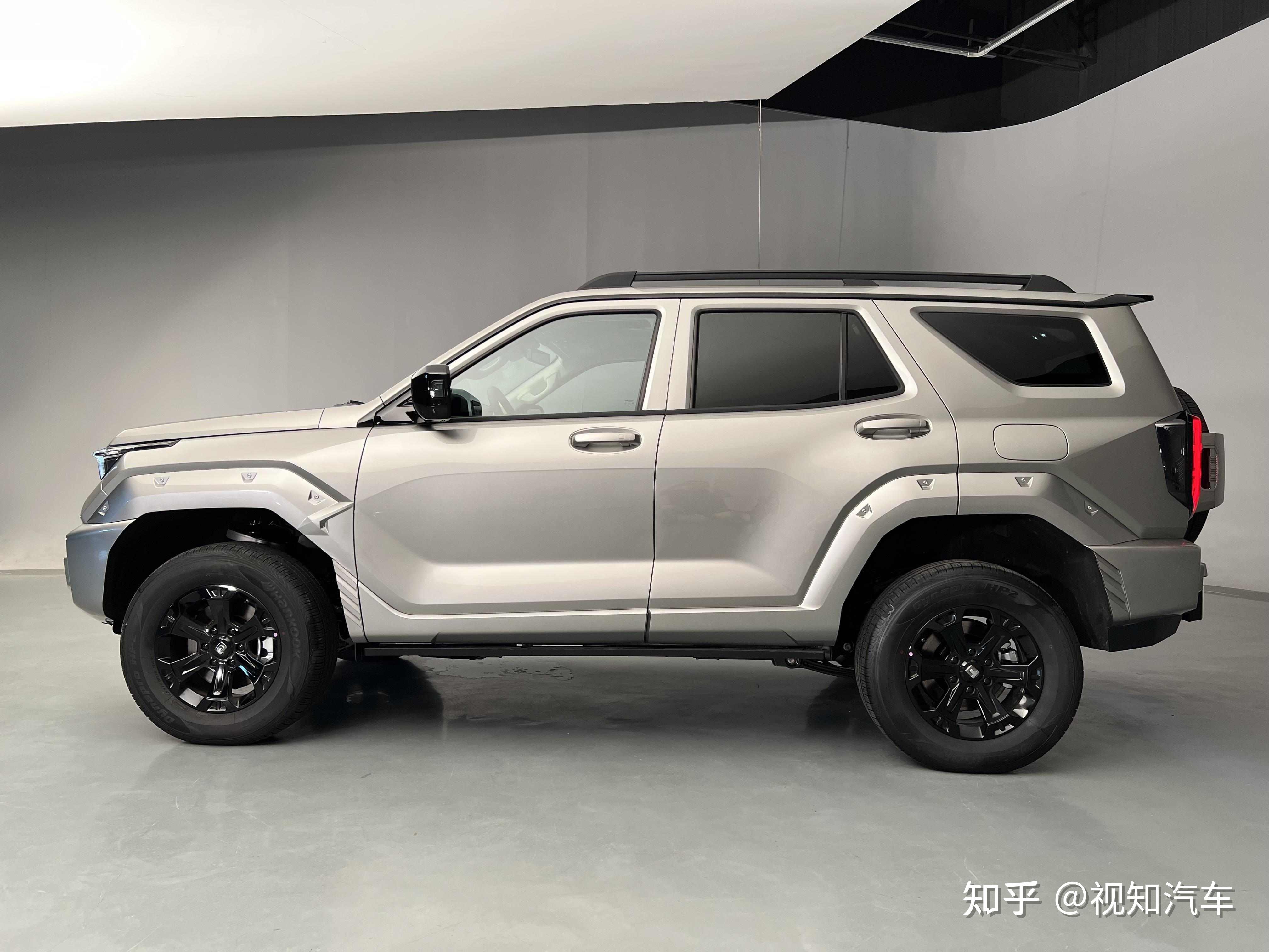 “赛博朋克”机能越野SUV,静态体验坦克400 Hi4-T - 知乎