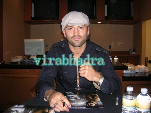 UFC“嘴炮”Conor McGregor 到底牛在哪？ - 知乎