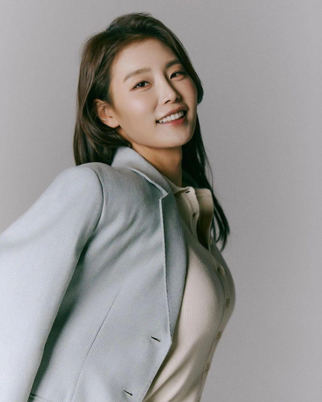 韩国模特姜素妍，1米72，56kg，魔鬼身材，热爱运动，还有逆天颜值 - 知乎