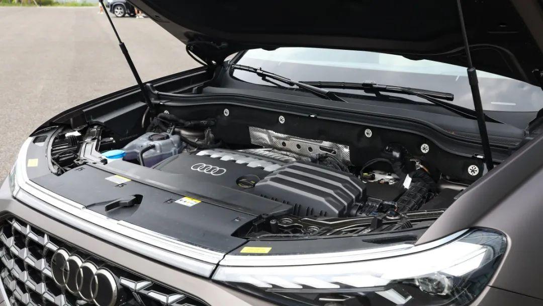 同门较量，奥迪Q6对比奥迪Q7，谁才是妥妥六边形战士？ - 知乎