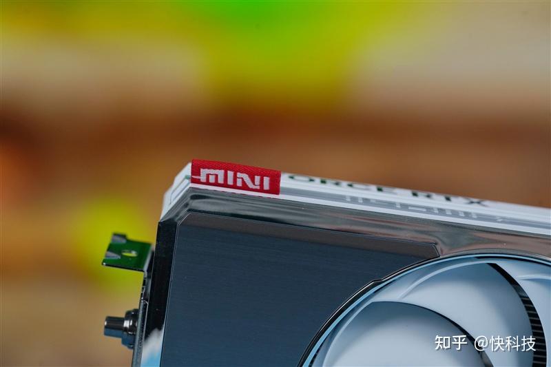 迷你显卡也有满血实力！七彩虹iGame RTX 4060 Ti Mini OC 8GB评测：温度也亮眼 - 知乎