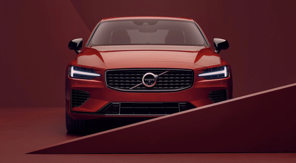 胜负在毫厘之间，奥迪A4L对比沃尔沃S60 - 知乎