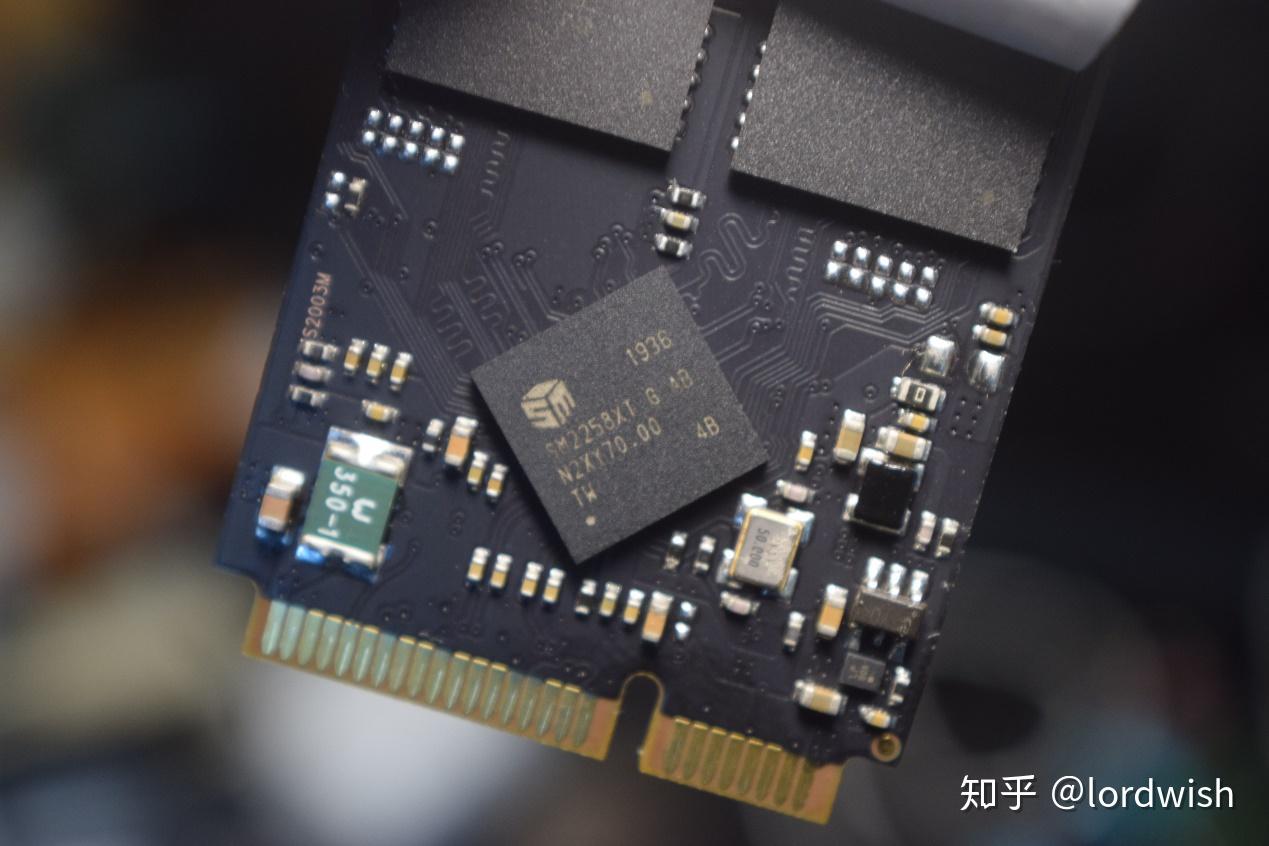 不掉速+慧荣2258XT主控，奥睿科 M200 512G装机实测 - 知乎