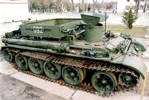 编号07：T-54坦克：衍生车型（架桥坦克、扫雷车、铲雪车、抢修拖曳车、两栖坦克、喷火坦克）及其他试验型号 - 知乎