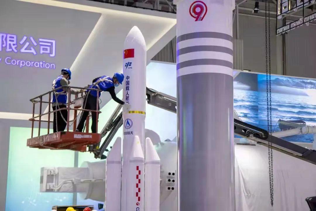 中国航展看中国航天！新一代载人火箭可复用发动机YF-100N - 知乎