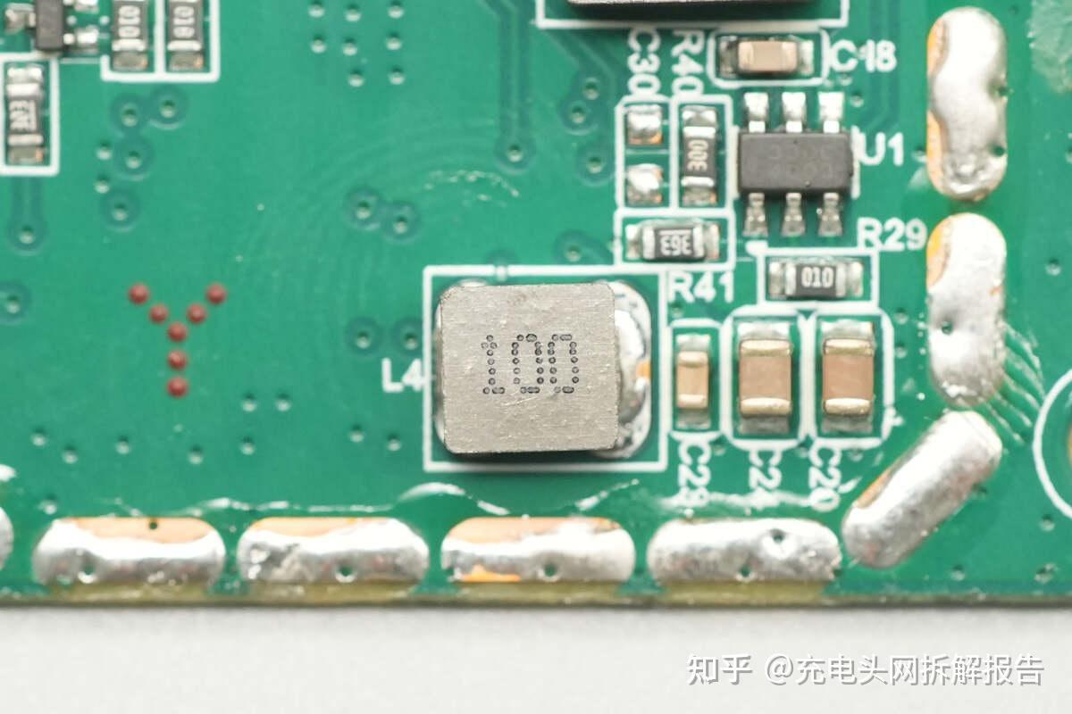 售价399值不值得买？红魔80W风冷无线充电座拆解 - 知乎