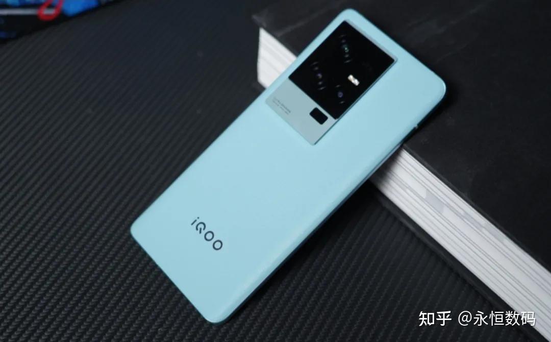 游戏玩家狂喜iQOO11S降800元，骁龙8Gen2+2K屏+200W快充 - 知乎