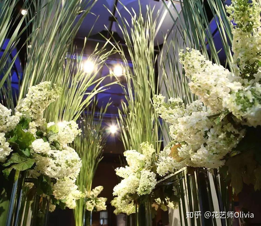 如何打造高冷风格的商务晚宴？ - 知乎