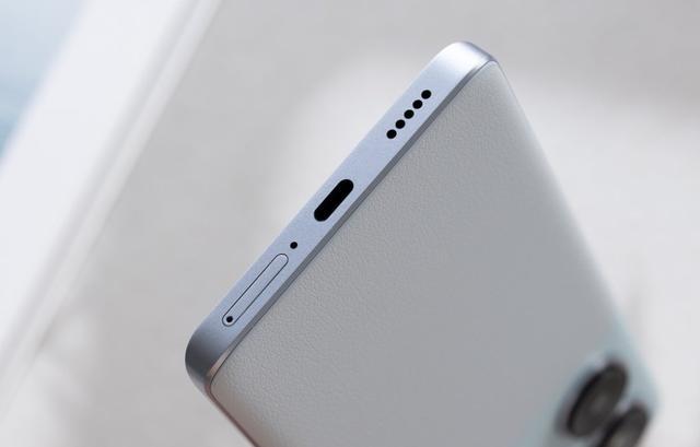 Redmi Note13 Pro+：IP68防水旗舰仅1720元，售价太亲民了