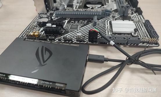 华硕ROG风扇控制器如何使用？ - 知乎