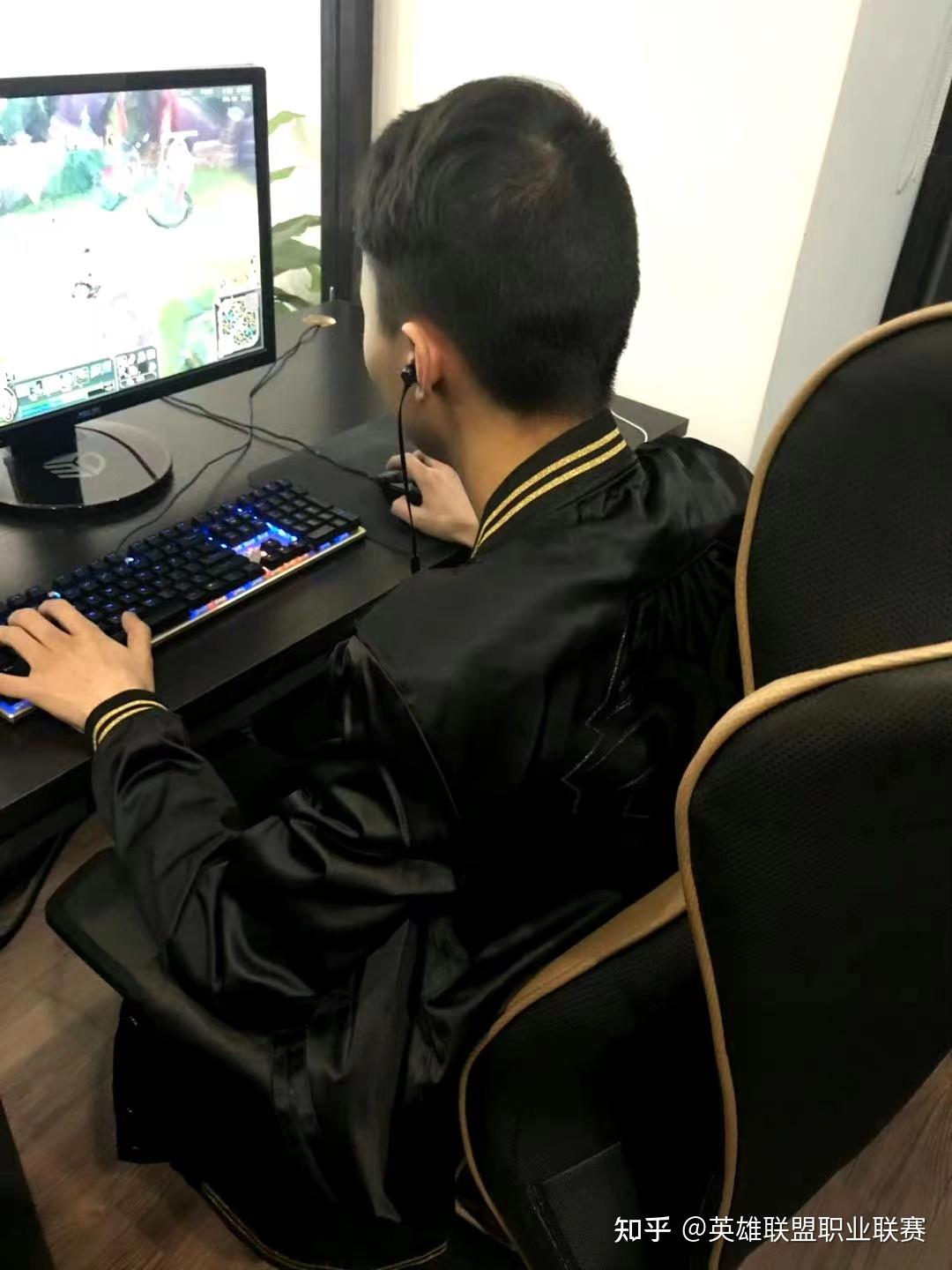 【LPL选手故事】WBG.Light：长阶 - 知乎